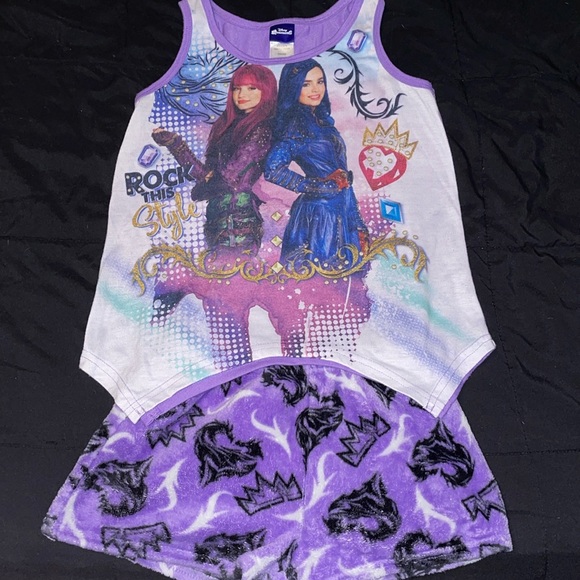 Disney | Matching Sets | Descendants 2 Kids Jammies | Poshmark